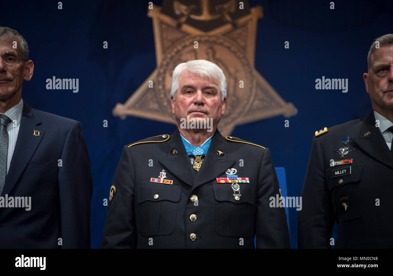 Spc. 5 James C. McCloughan is inducted into the Medal of Honor Hall of ...