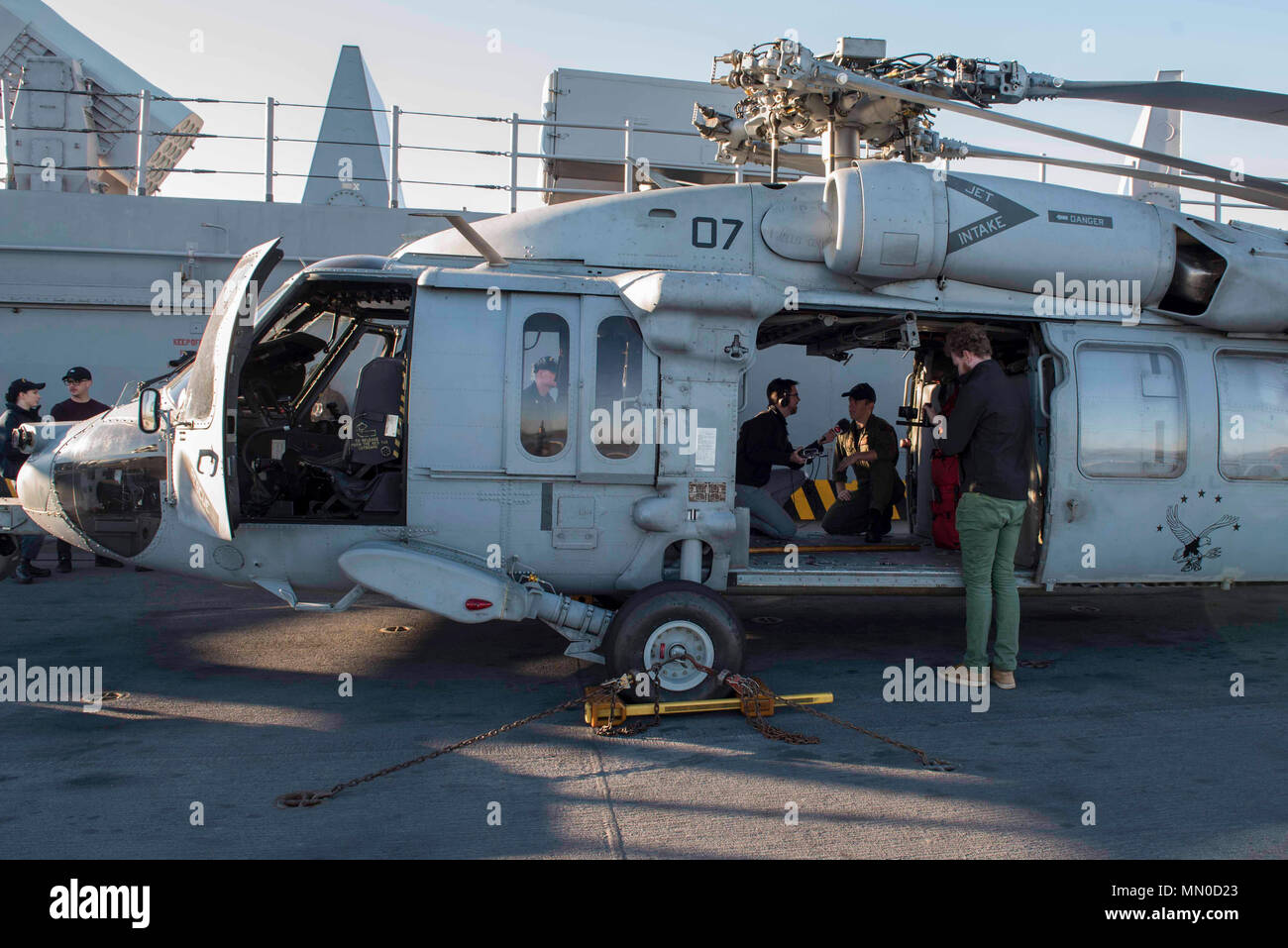 Abc radio host hi-res stock photography and images - Alamy