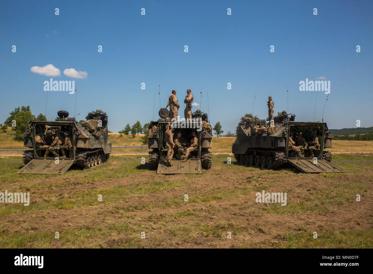 CAMP GRAYLING, Mich. – U.S. Marines with Charlie Company, 1st Battalion ...