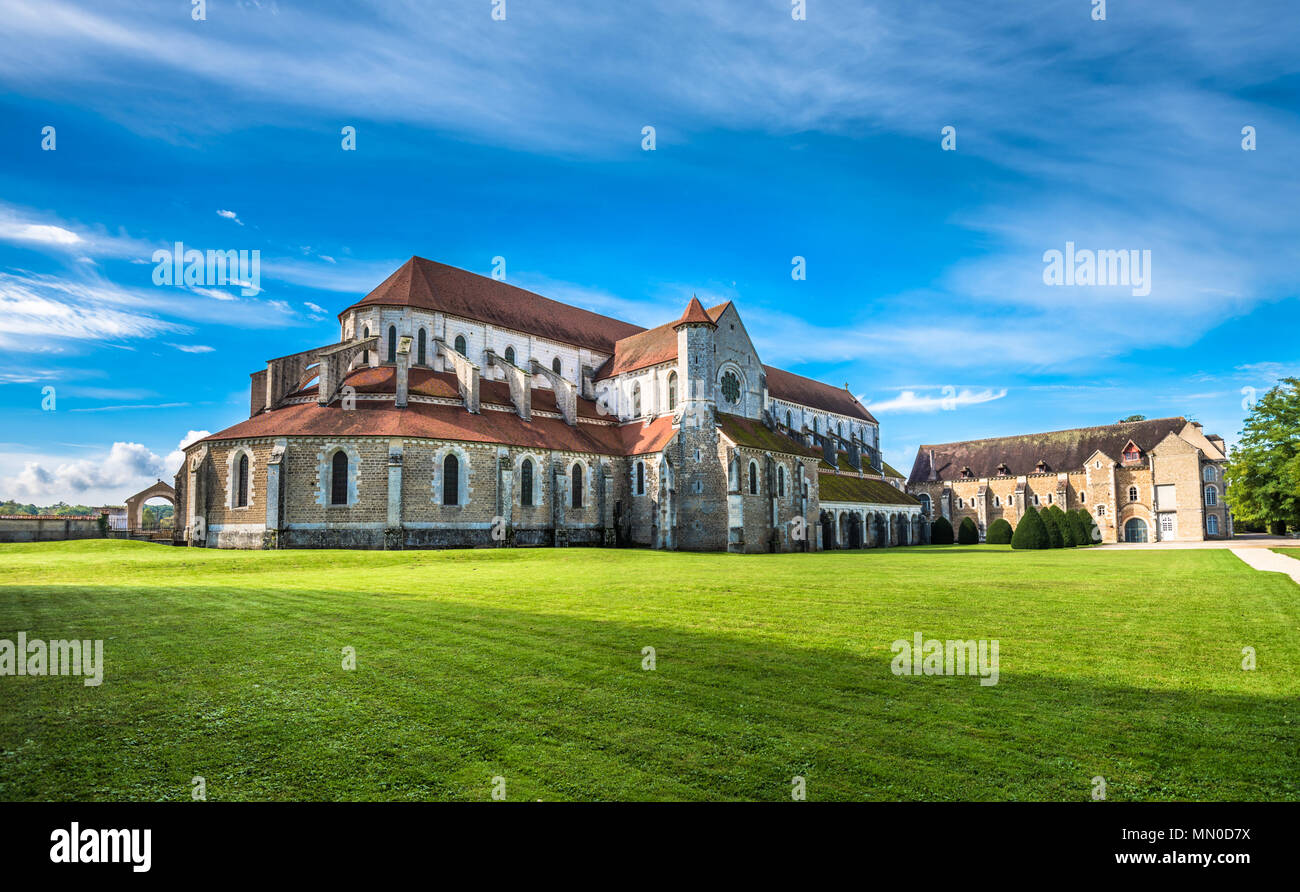 Pontigny hi-res stock photography and images - Alamy