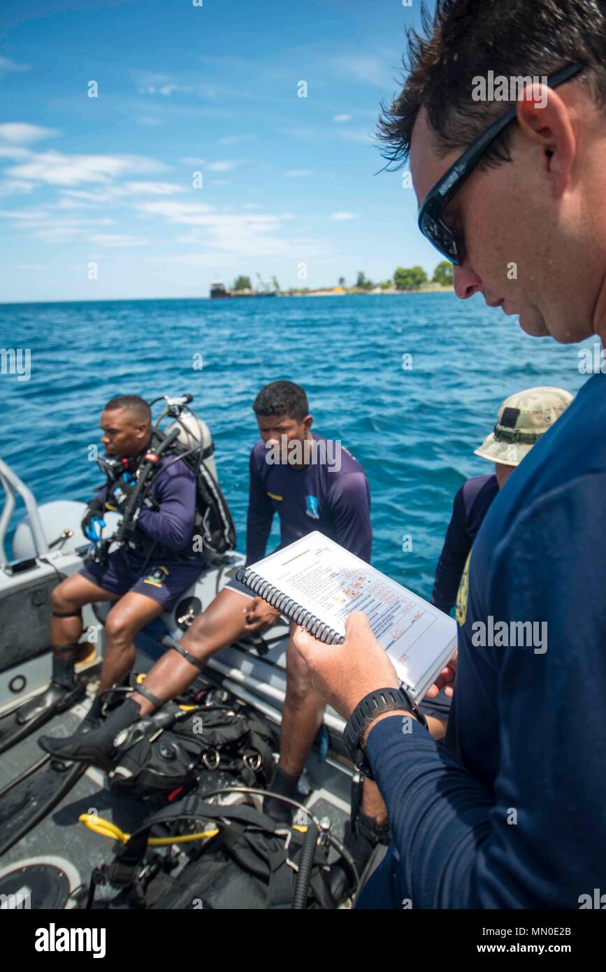 Mobile Dive And Salvage Unit One High Resolution Stock Photography and ...