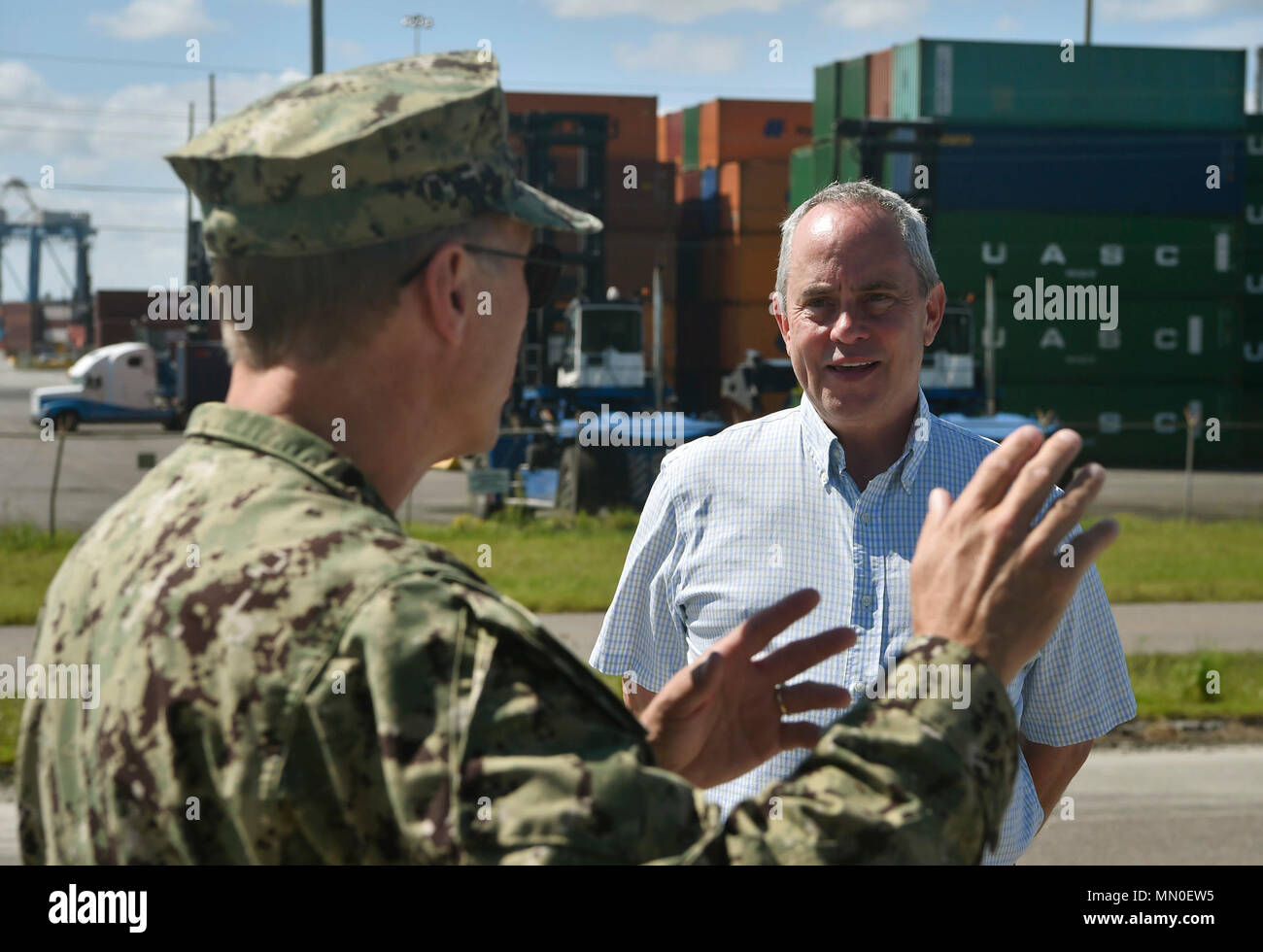 Christopher Zahner, right, 841st Transportation Battalion traffic ...