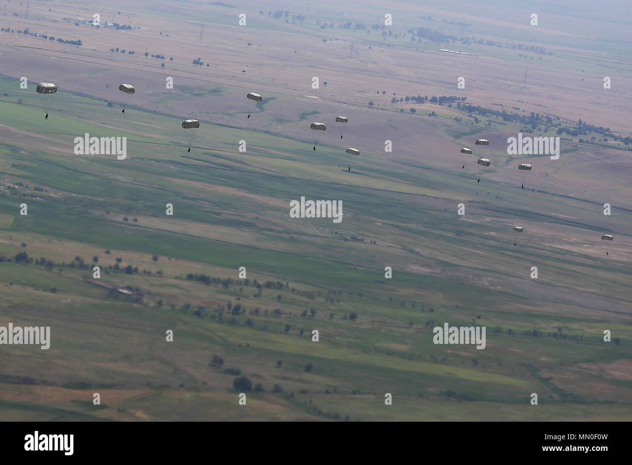 U.S. Soldiers, Company H, 121st Infantry Regiment (Airborne) (Long ...
