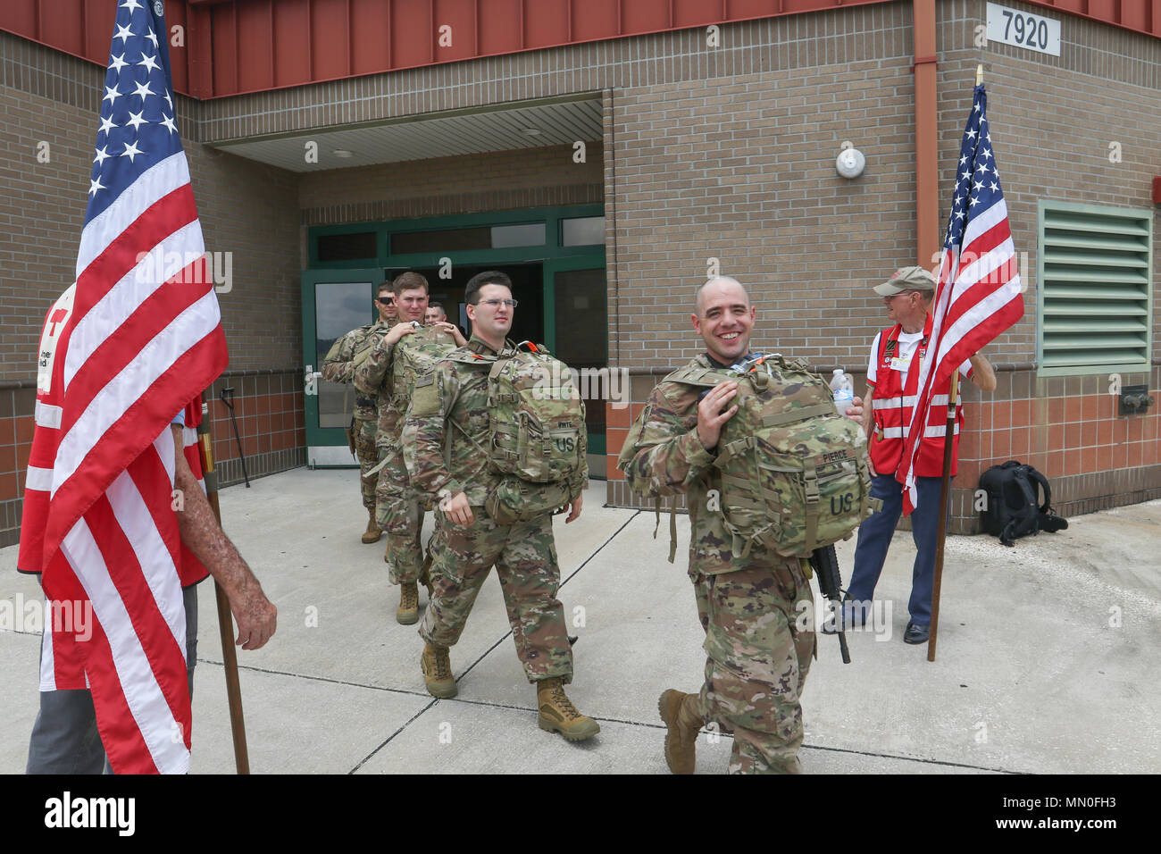 Soldiers of 3rd Infantry Division Headquarters walk out of the Hunter ...
