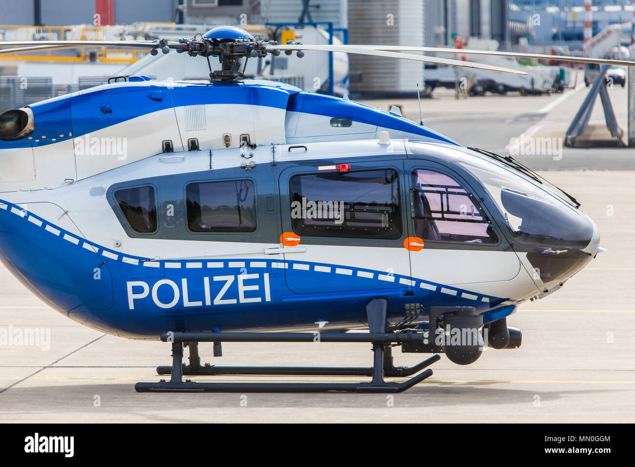 Polizeihubschrauber hi-res stock photography and images - Alamy