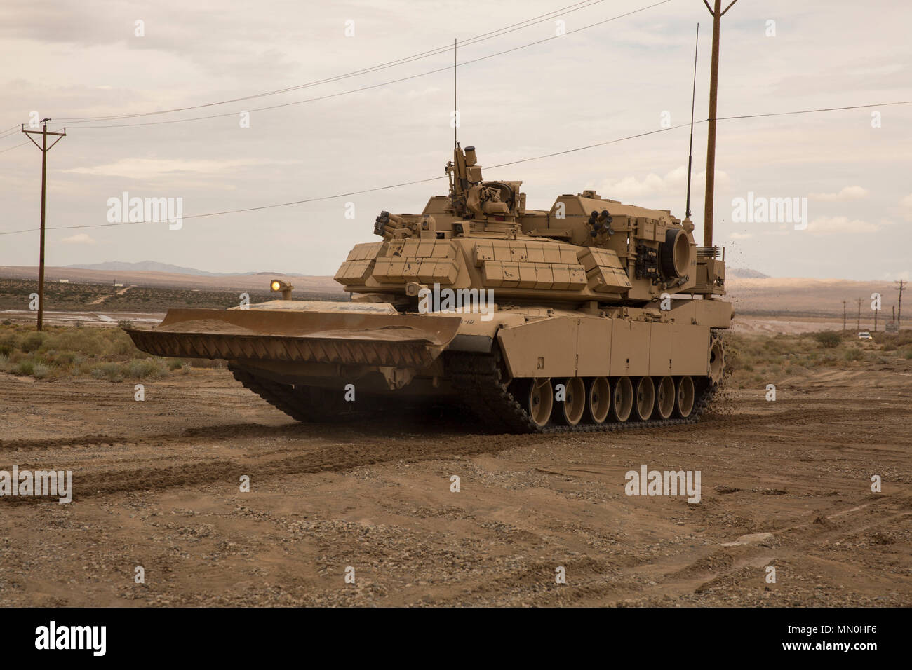 M1 assault breacher vehicle hi-res stock photography and images - Alamy