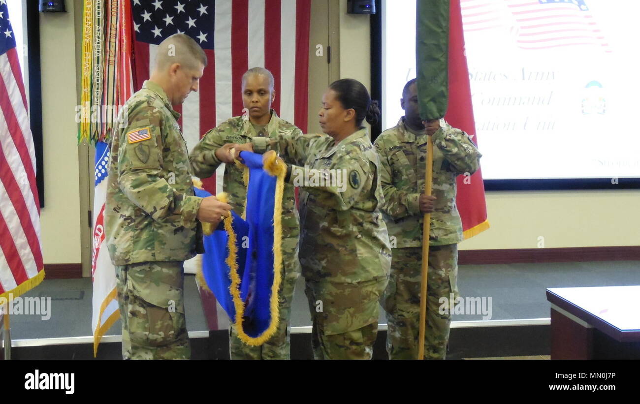 FORT BRAGG, NC - Col. Harold W. Askins III, Commander of the United ...