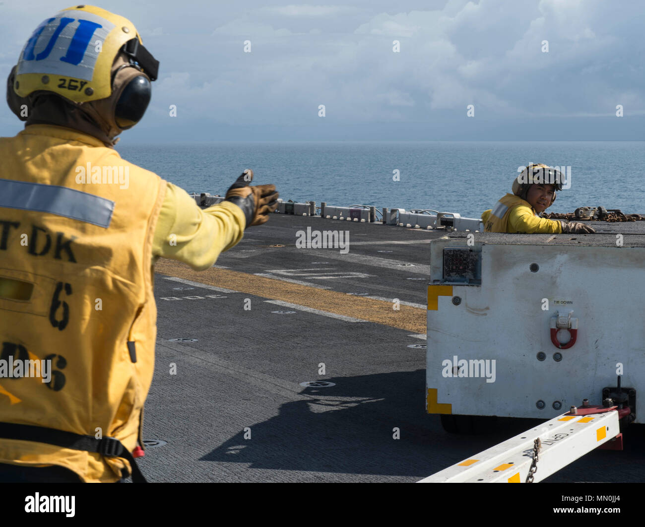 Uss daly hi-res stock photography and images - Alamy