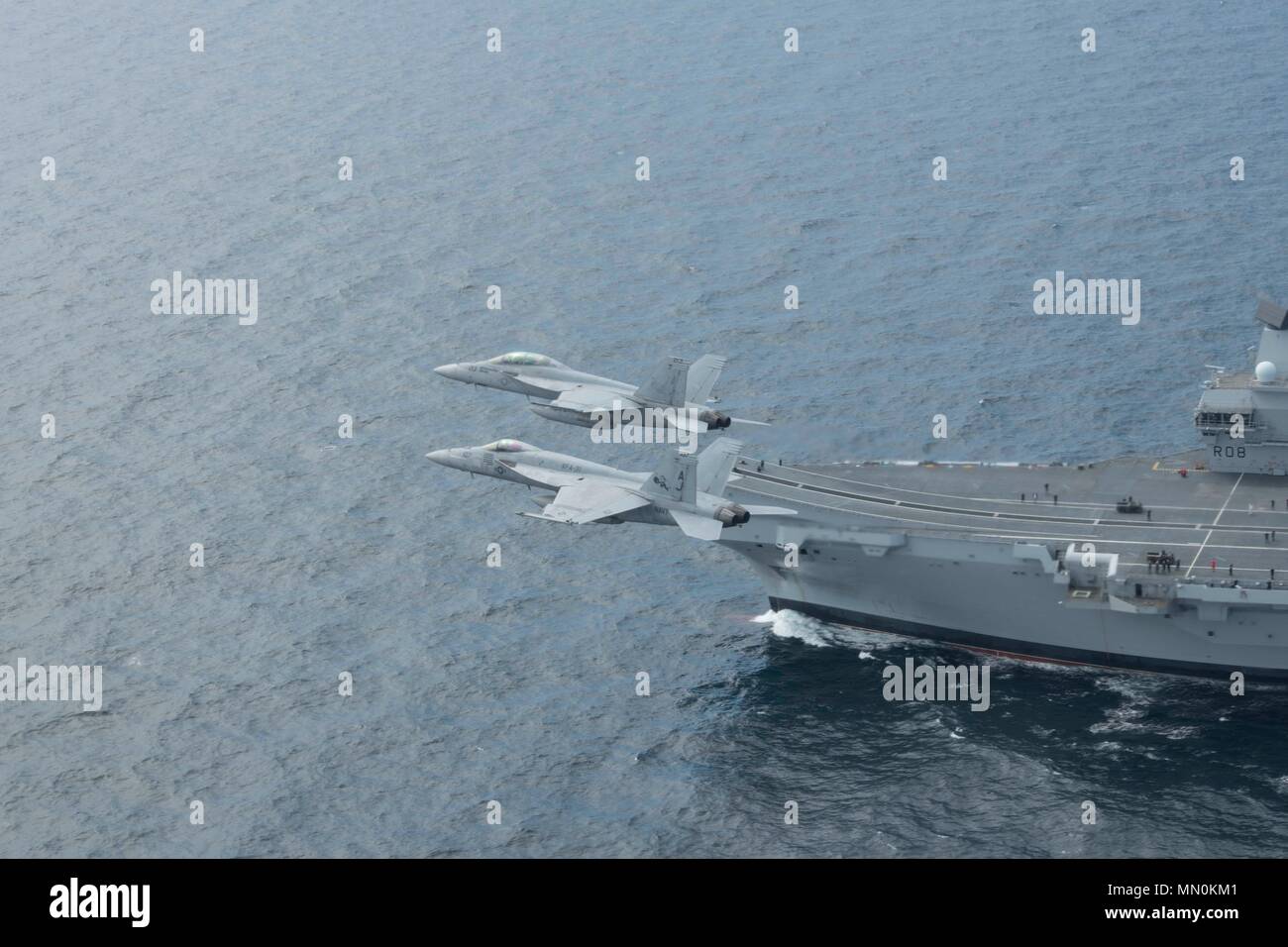 Hms hornet hi-res stock photography and images - Alamy