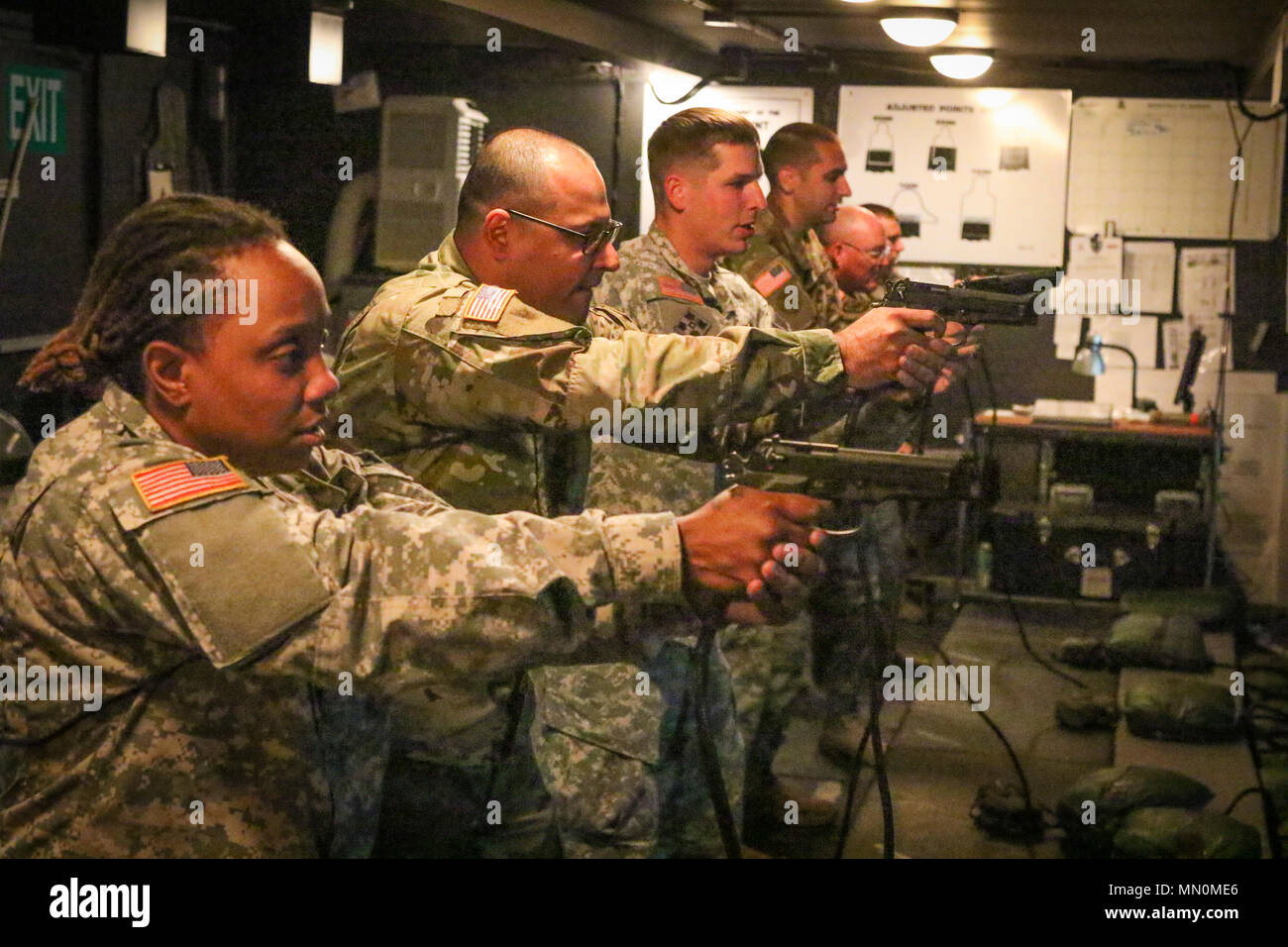 U s police 2000 hi-res stock photography and images - Alamy