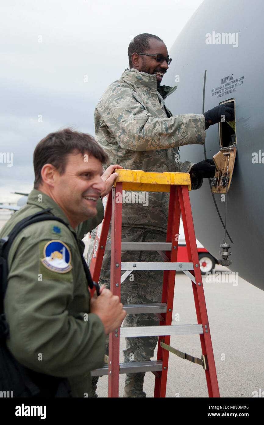 Lieutenant Col. Dave Williams, 756th Refueling Squadron pilot (left ...