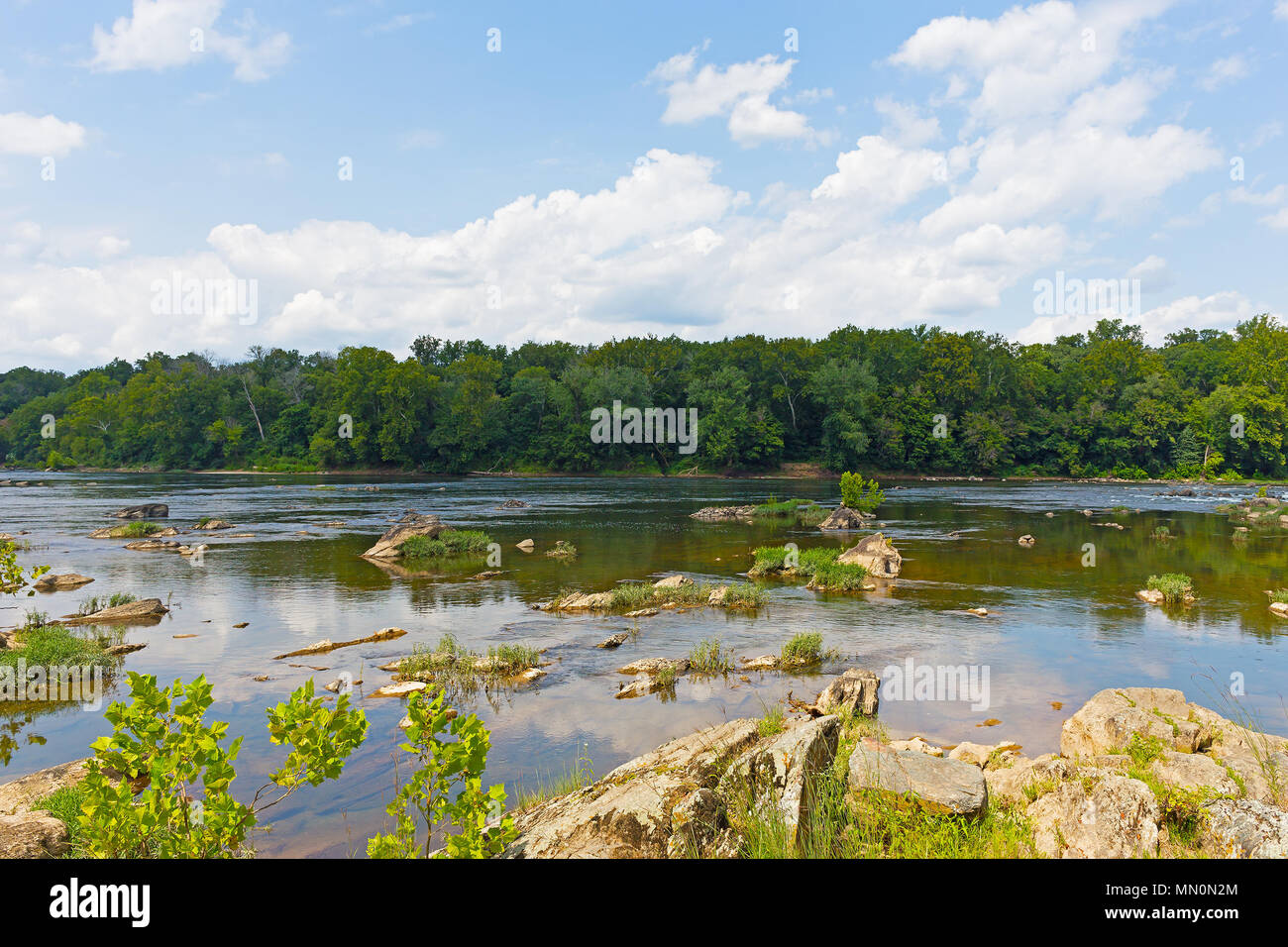 Shallow summer river hi-res stock photography and images - Alamy
