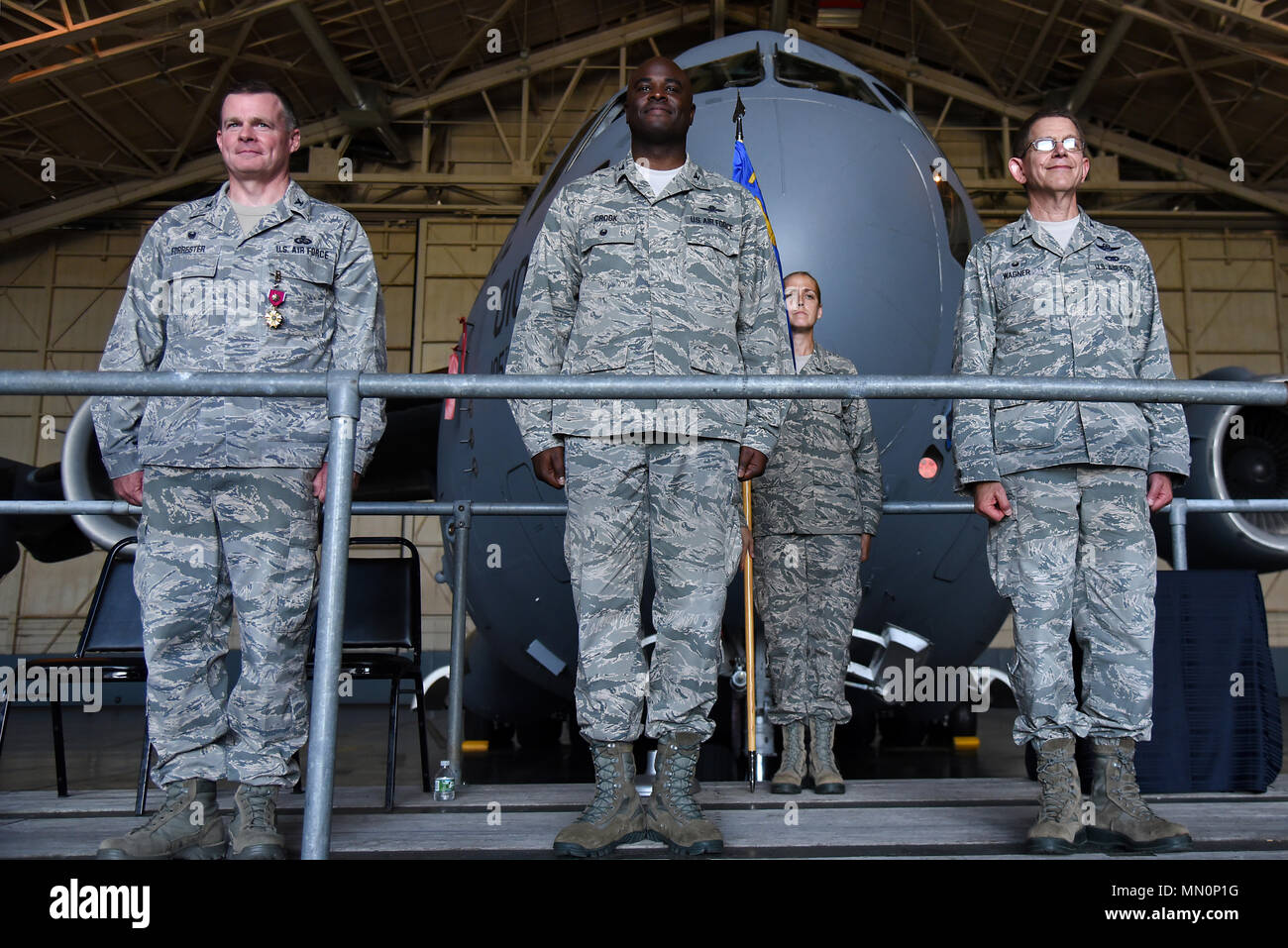 Col marlon crook hi-res stock photography and images - Alamy