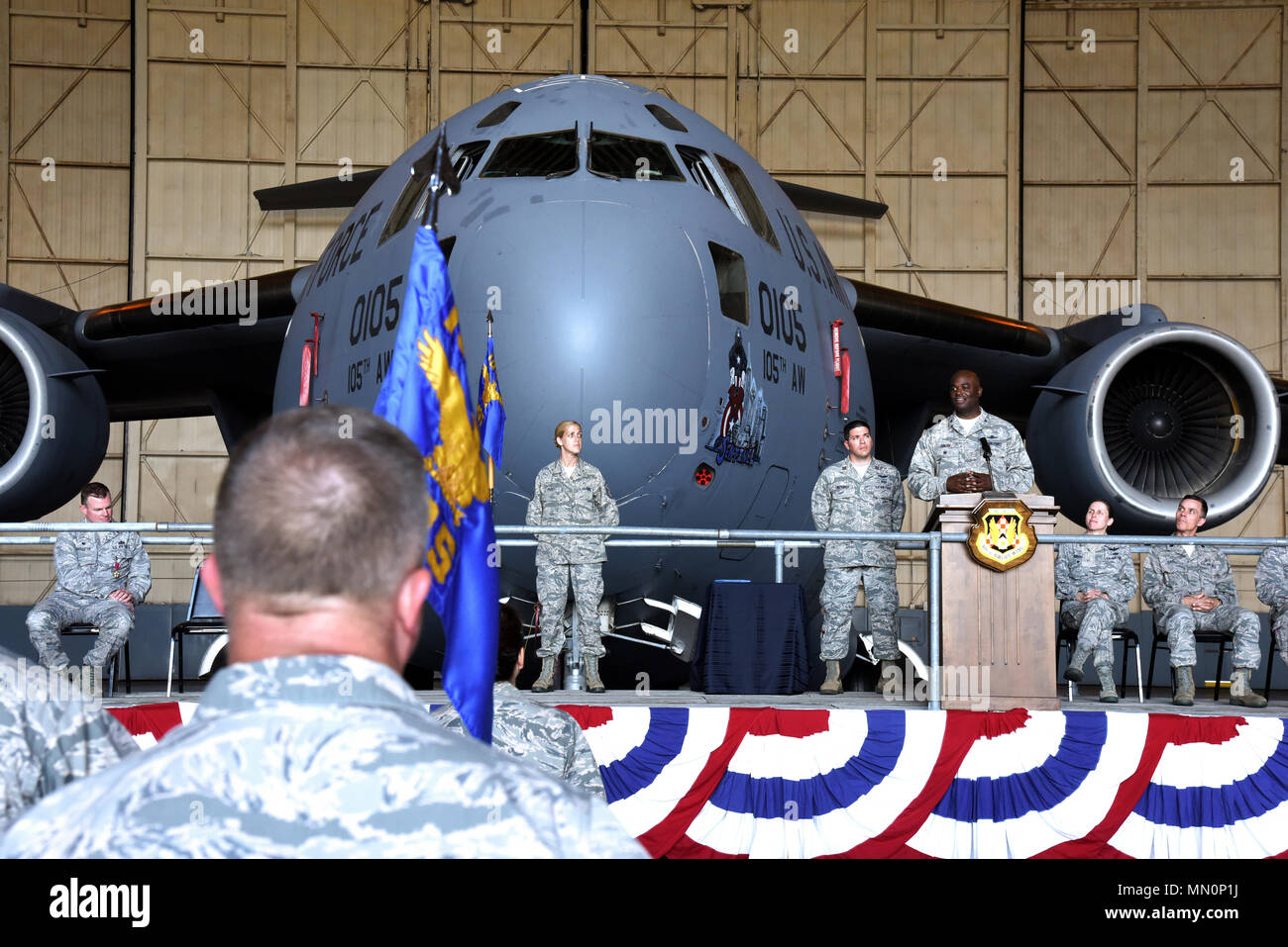 Col marlon crook hi-res stock photography and images - Alamy