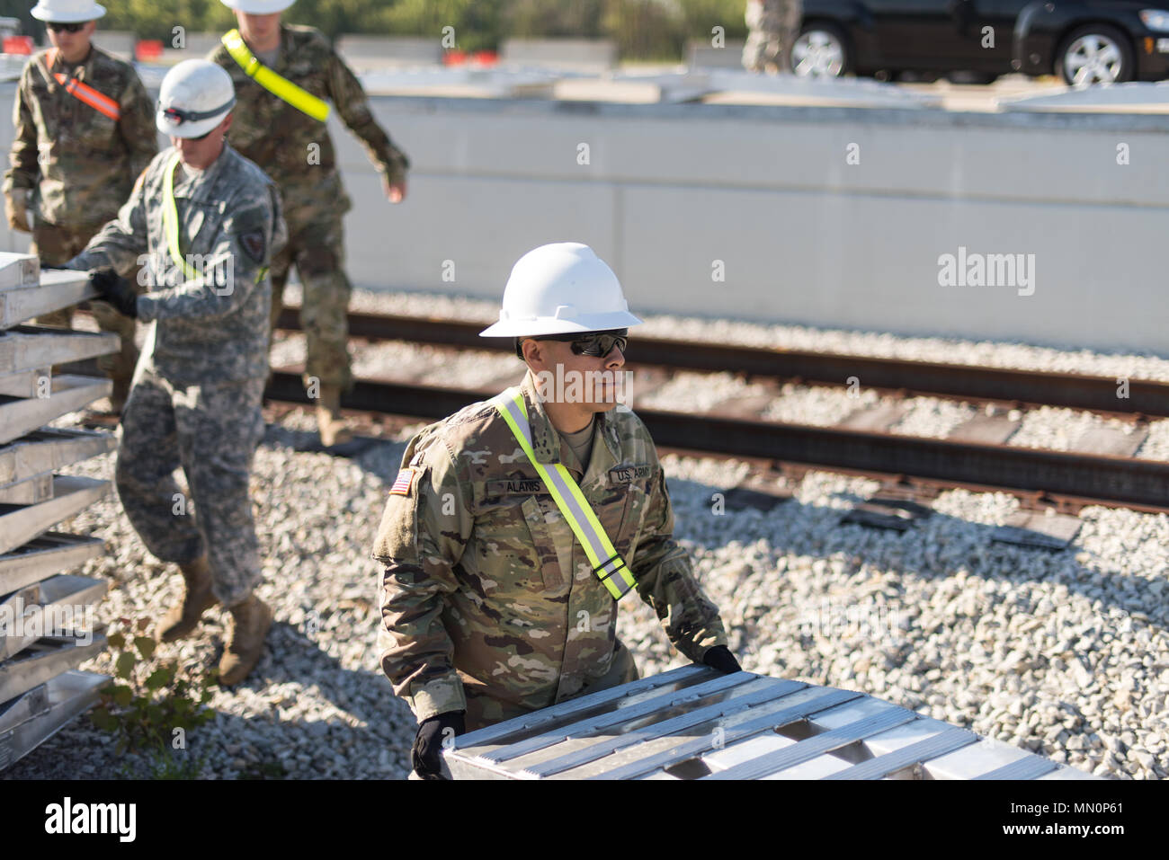 76 infantry brigade combat team hi-res stock photography and images - Alamy