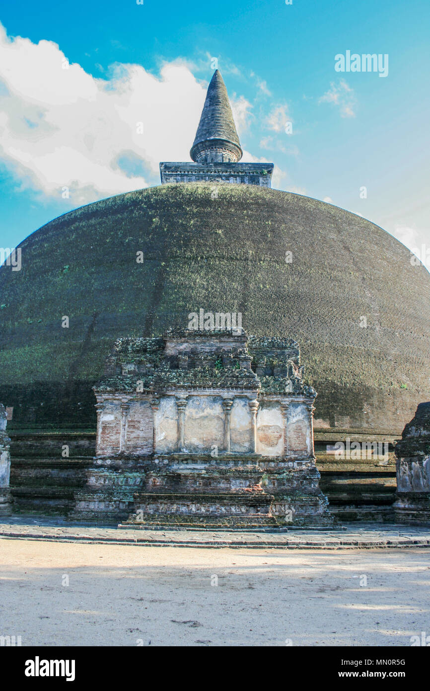 The Rankoth Vehera in the Ancient City of Polonnaruwa, Polonnaruwa ...