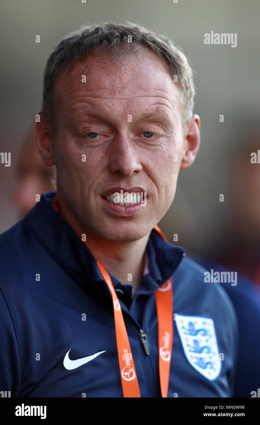 England under 17 european championships hi-res stock photography and ...