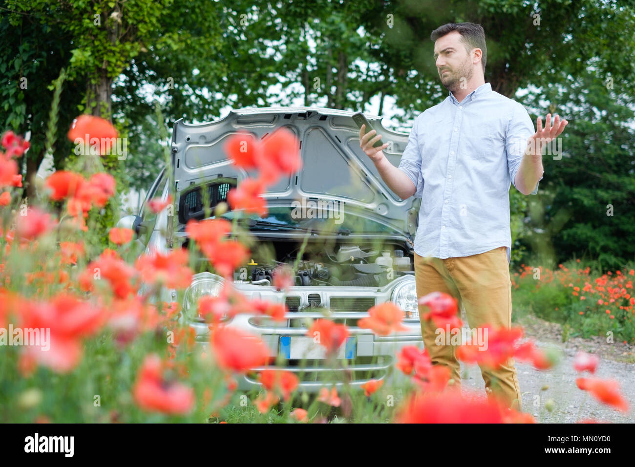 Breakdown Car High Resolution Stock Photography and Images - Alamy