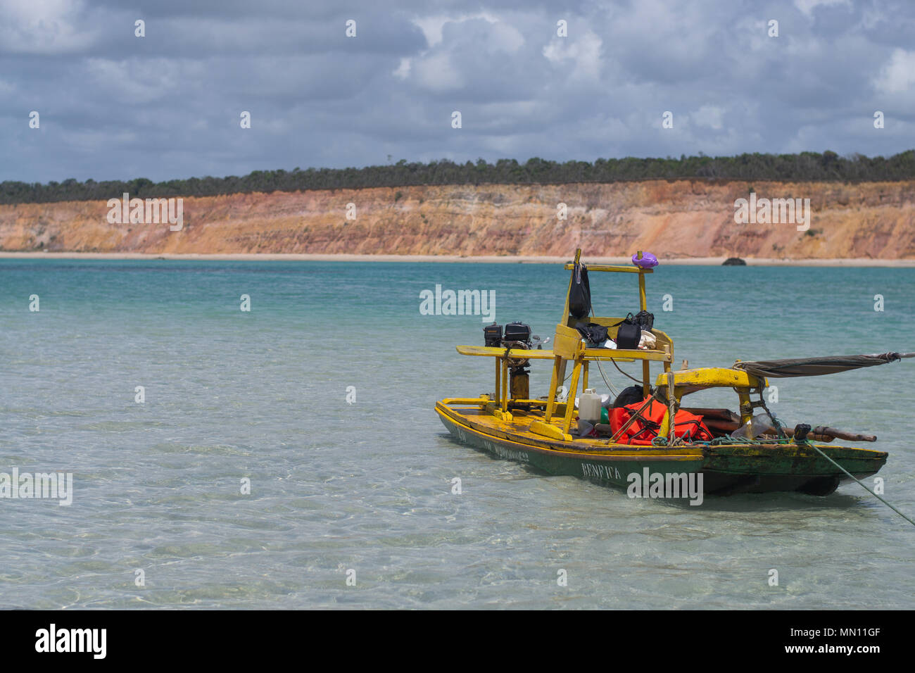 Carro quebrado hi-res stock photography and images - Alamy