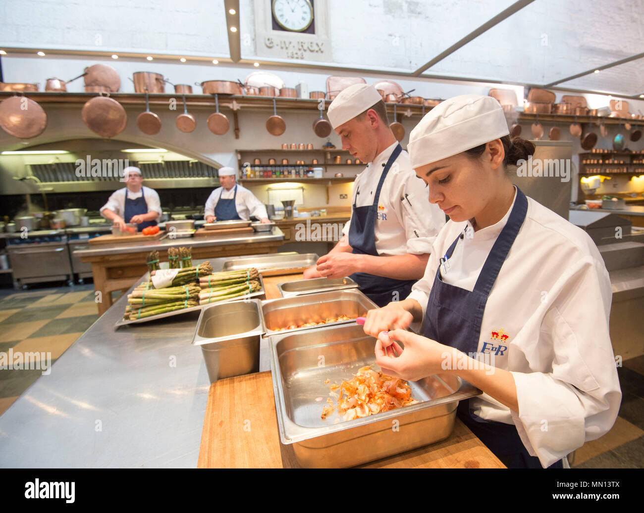 Kitchen windsor castle hi-res stock photography and images - Alamy