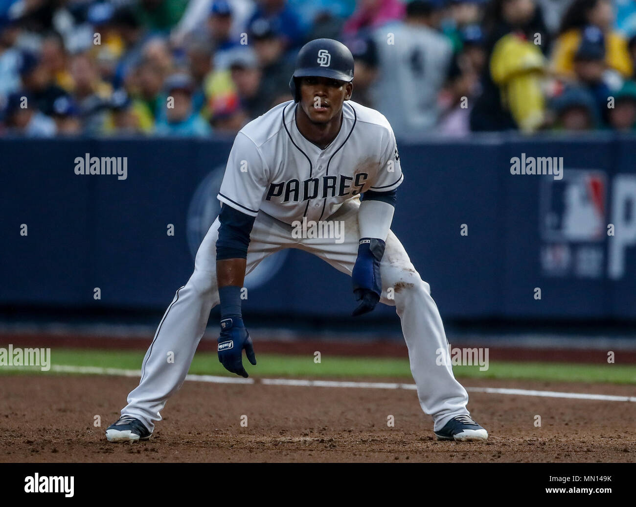 Baseball action during the Los Angeles Dodgers game against San Diego ...