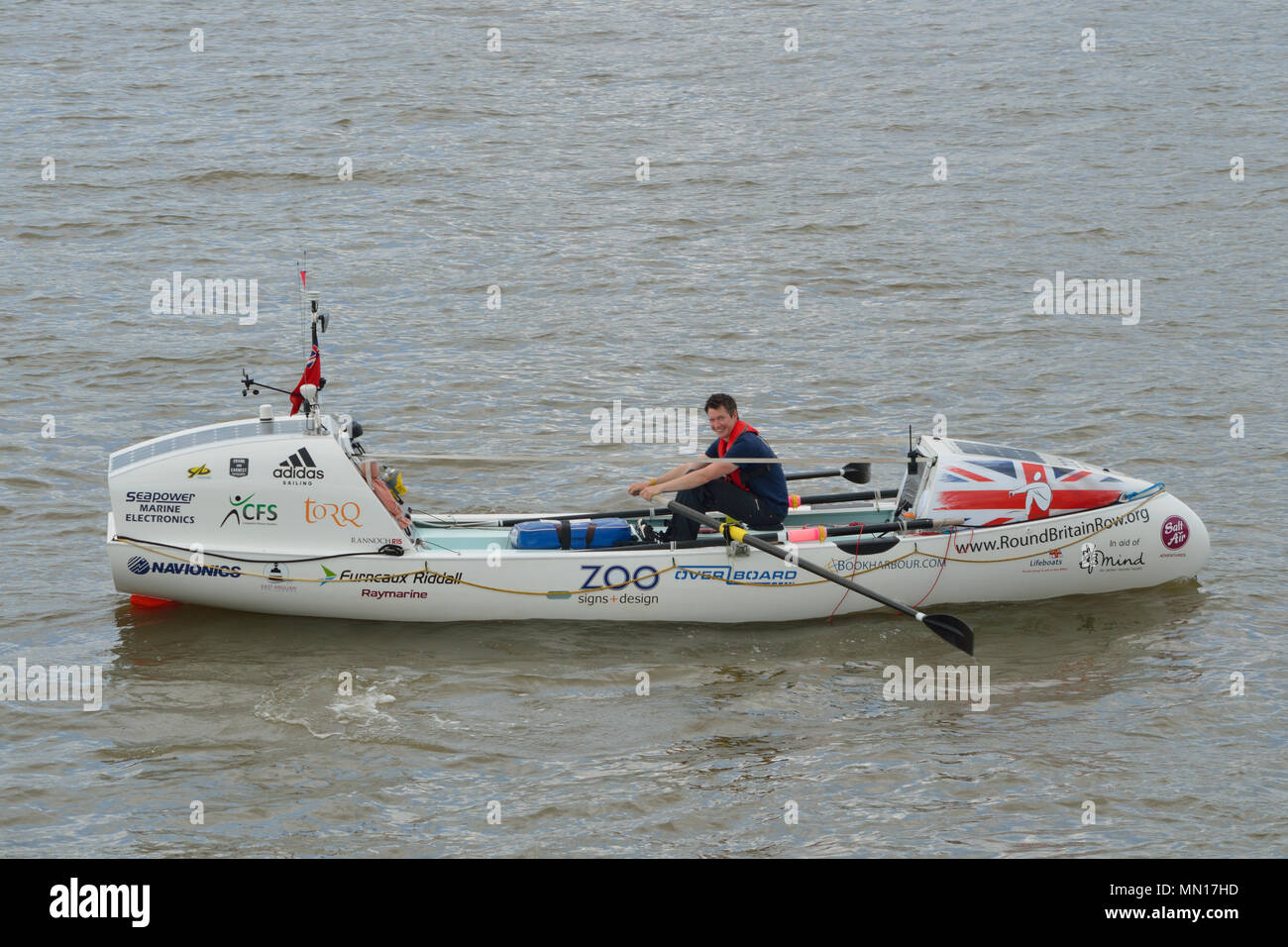 London river row boat hi-res stock photography and images - Alamy