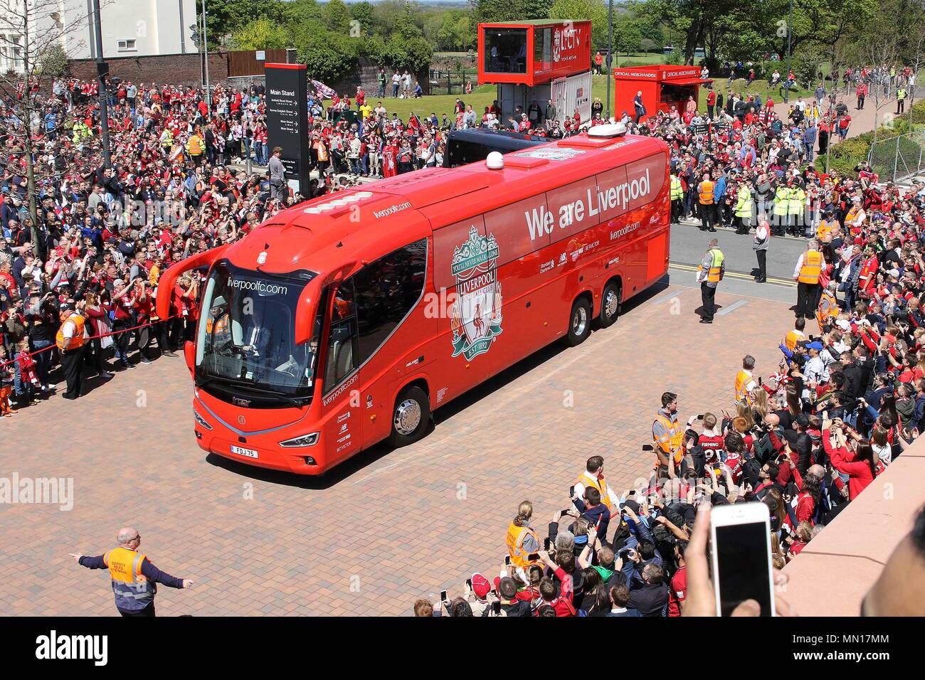 Liverpool, UK. 13th May, 2018. The Liverpool team bus with the players ...