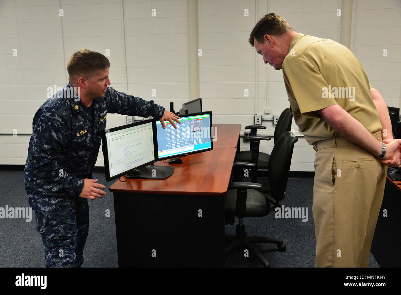 170808-N-BN978-199 GREAT LAKES, Il (Aug. 8, 2017) Chief Engineman ...