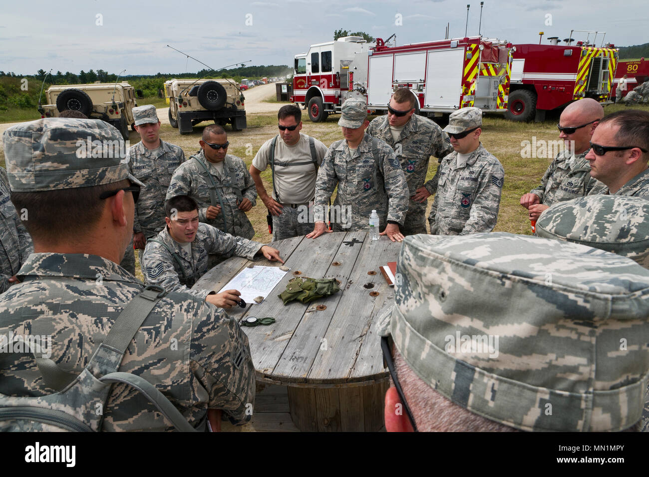 910th civil engineering squadron hi-res stock photography and images ...