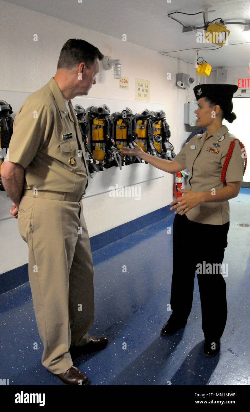 Hollywood lakes hi-res stock photography and images - Alamy