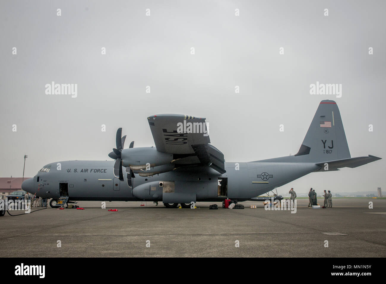 Lockheed martin c 130h hi-res stock photography and images - Alamy