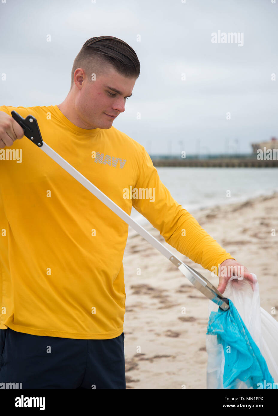 170807-N-KC543-026 NEWPORT NEWS, Va. (Aug. 07, 2017) - Aviation ...
