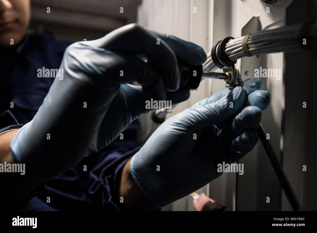C 130 fuel tank hi-res stock photography and images - Alamy
