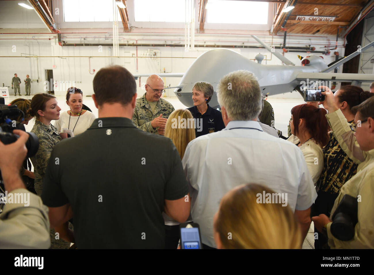 Lt gen arnold bunch hi-res stock photography and images - Alamy