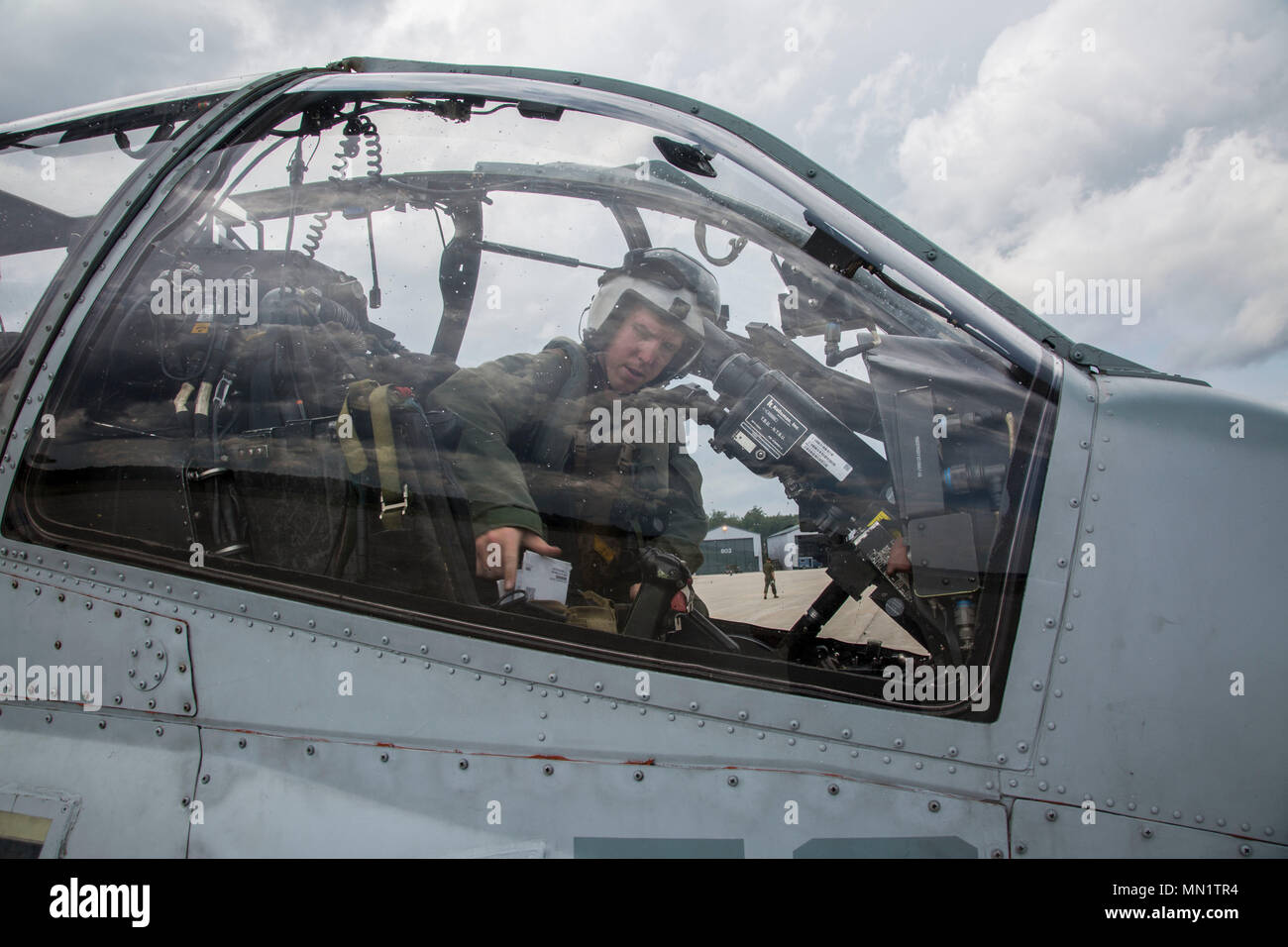 Ah1wcobra hi-res stock photography and images - Alamy