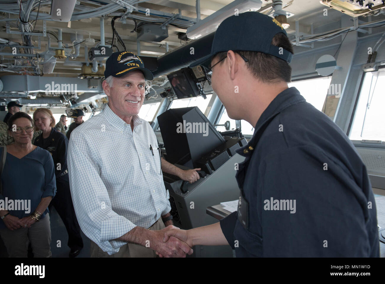 170810-N-XG464-015 NORFOLK (Aug. 10, 2017) Secretary of the Navy ...
