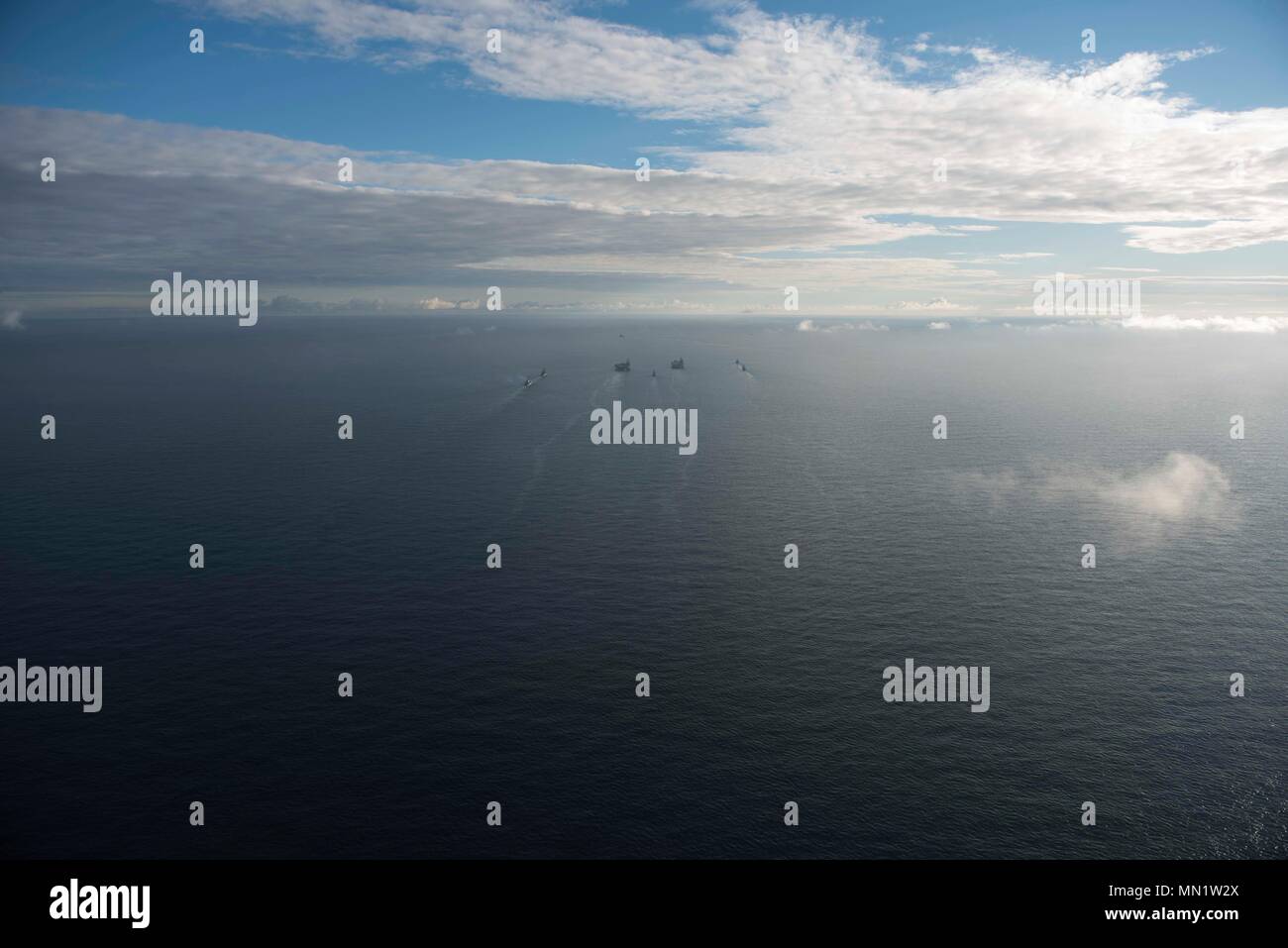 170808-N-KB401-351 ATLANTIC OCEAN (Aug. 8, 2017) From left to right ...