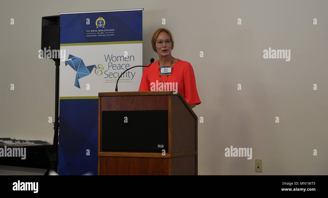 Mary raum hi-res stock photography and images - Alamy