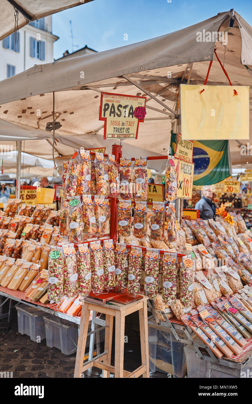 Stand italian pasta outdoor market hi-res stock photography and images ...