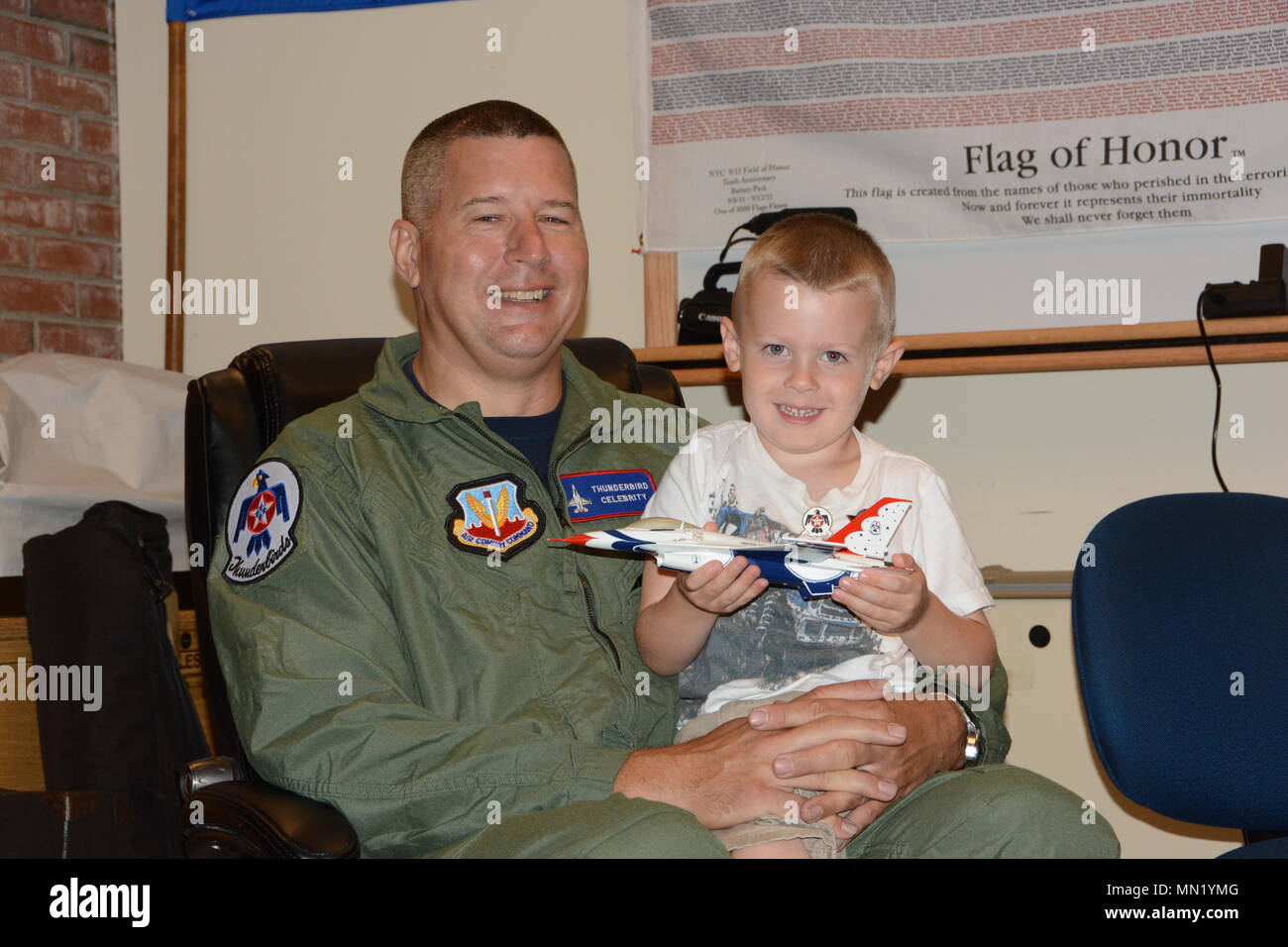 2017 westfield international air show hi-res stock photography and ...