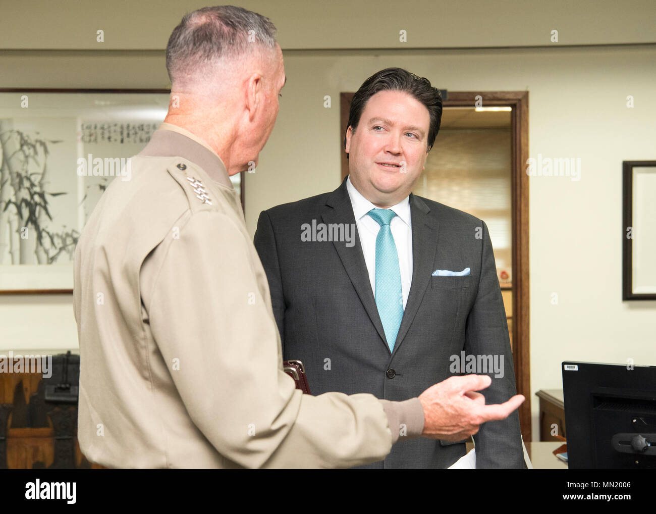 The u s embassy in seoul hi-res stock photography and images - Alamy