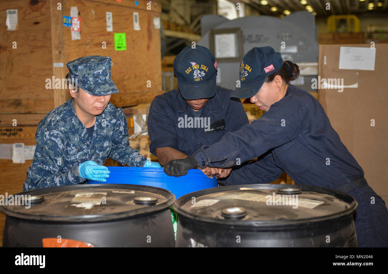 Hazardous materials and pallet hi-res stock photography and images - Alamy
