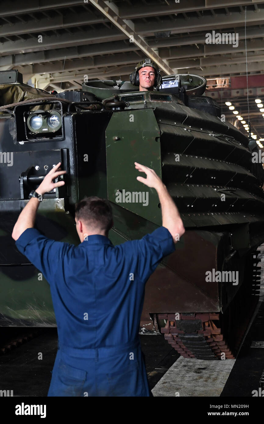 170810-N-ME988-0357 U.S. 5TH FLEET AREA OF OPERATIONS (Aug. 10, 2017 ...