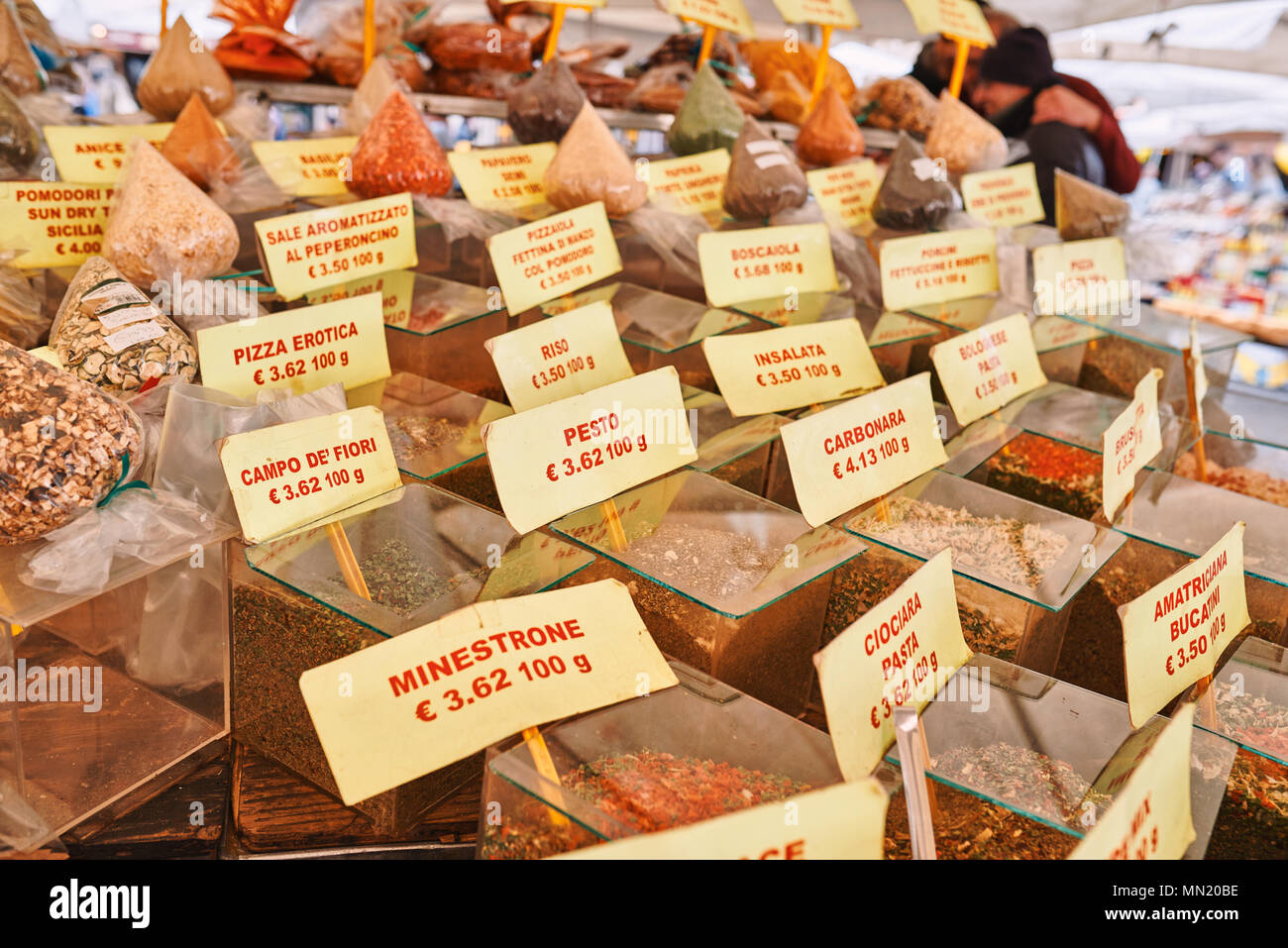 Ancient rome market square hi-res stock photography and images - Alamy