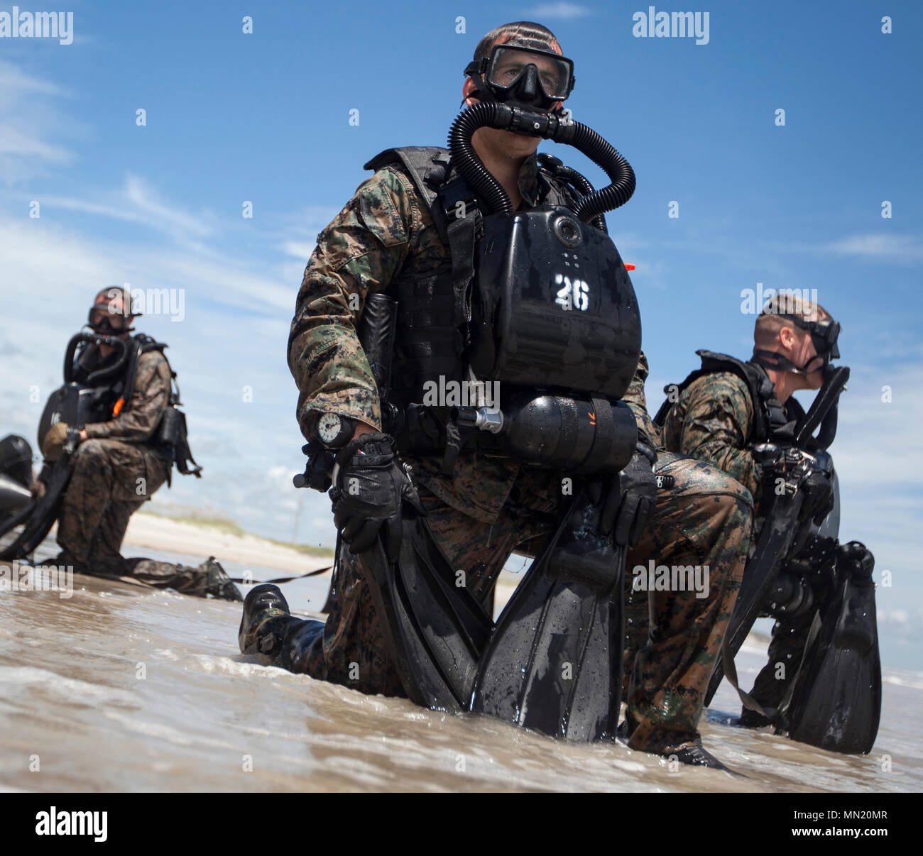 U.S. Marines from Force Reconnaissance Company, Second Reconnaissance ...