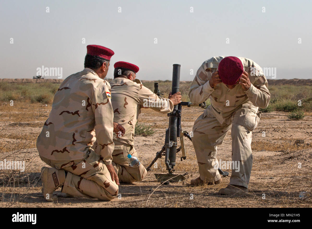Iraqi security forces conduct mortar training at the Besmaya Range ...