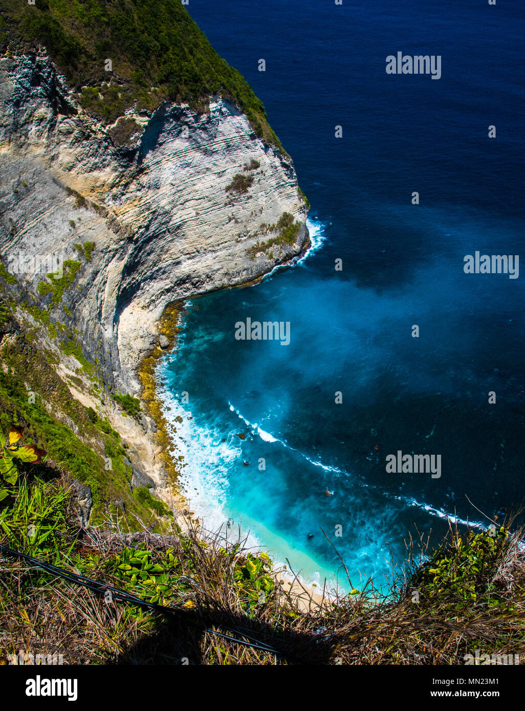 Top view wave nusa penida hi-res stock photography and images - Alamy