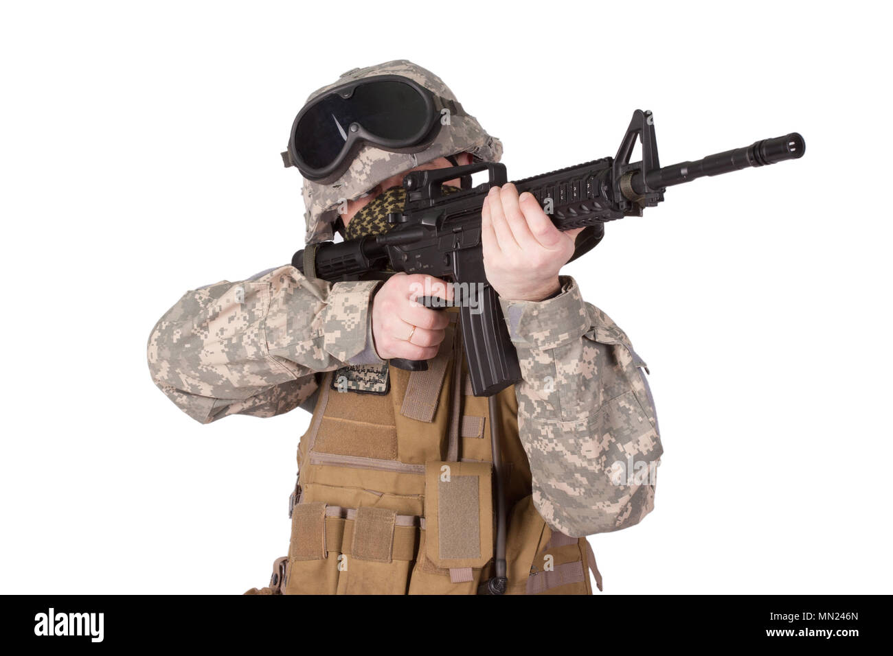 US ARMY soldier with m4 rifle Stock Photo - Alamy