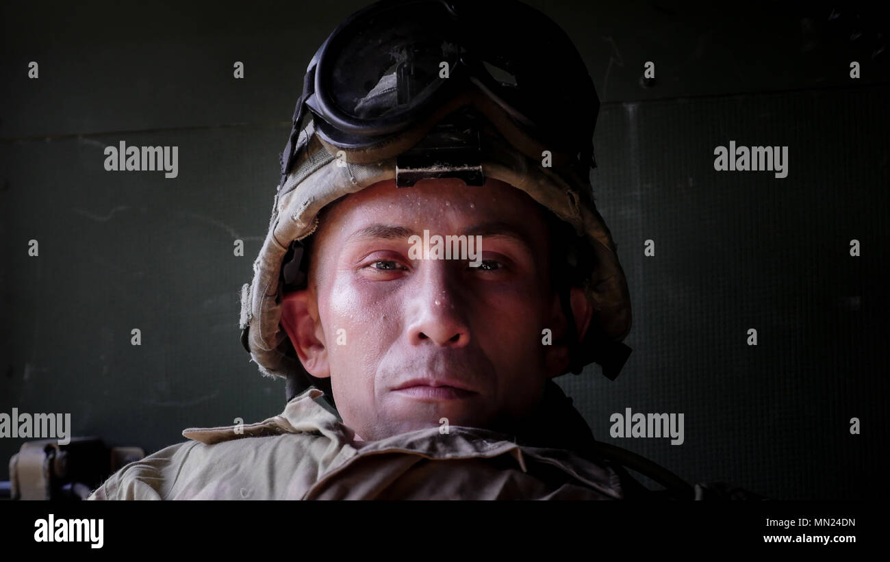 Medical humvee hi-res stock photography and images - Alamy