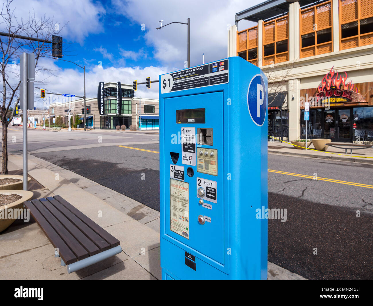Car parking machine hi-res stock photography and images - Alamy
